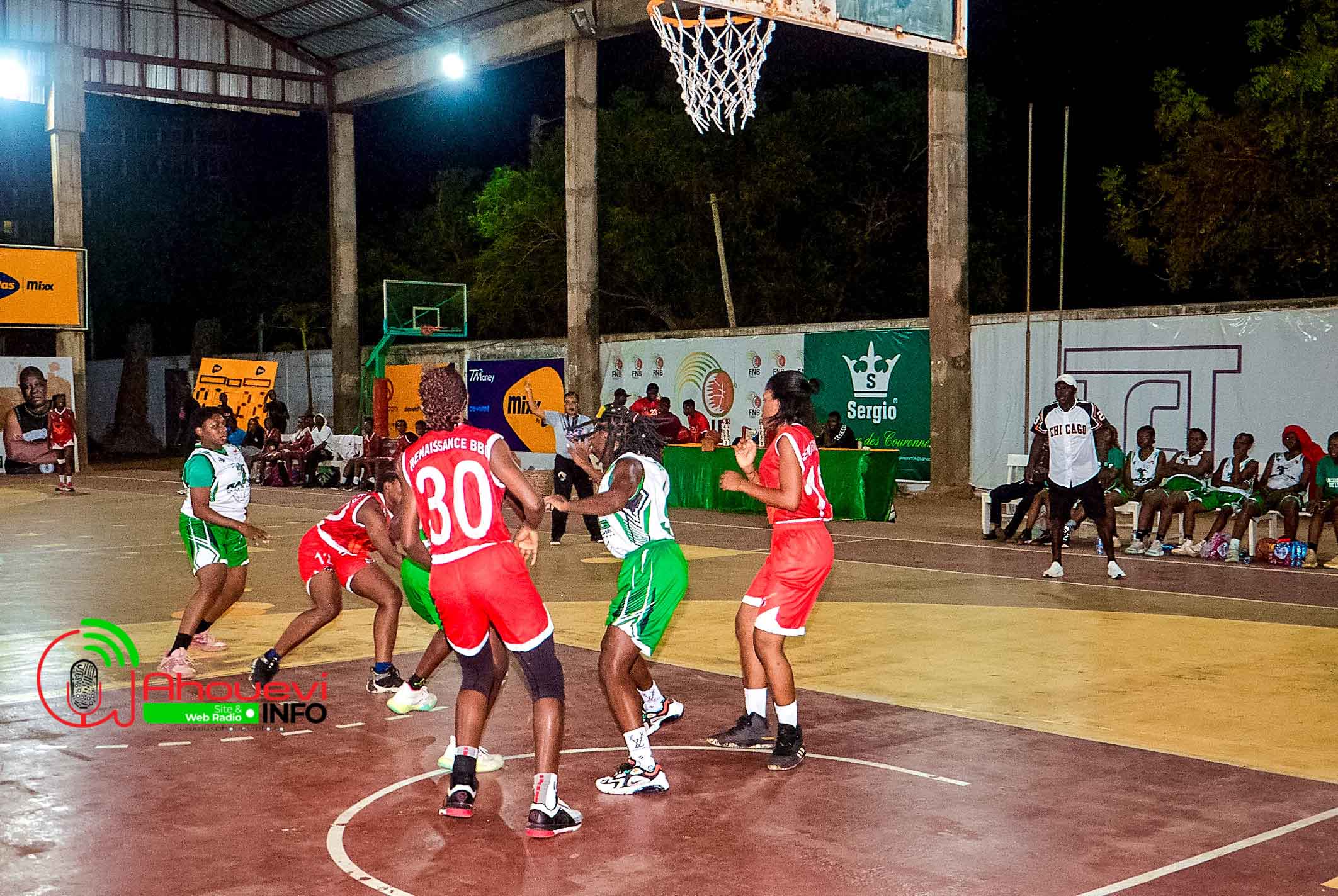 Basket-ball / Togo : Match amical entre Racing Club de Lomé et ...